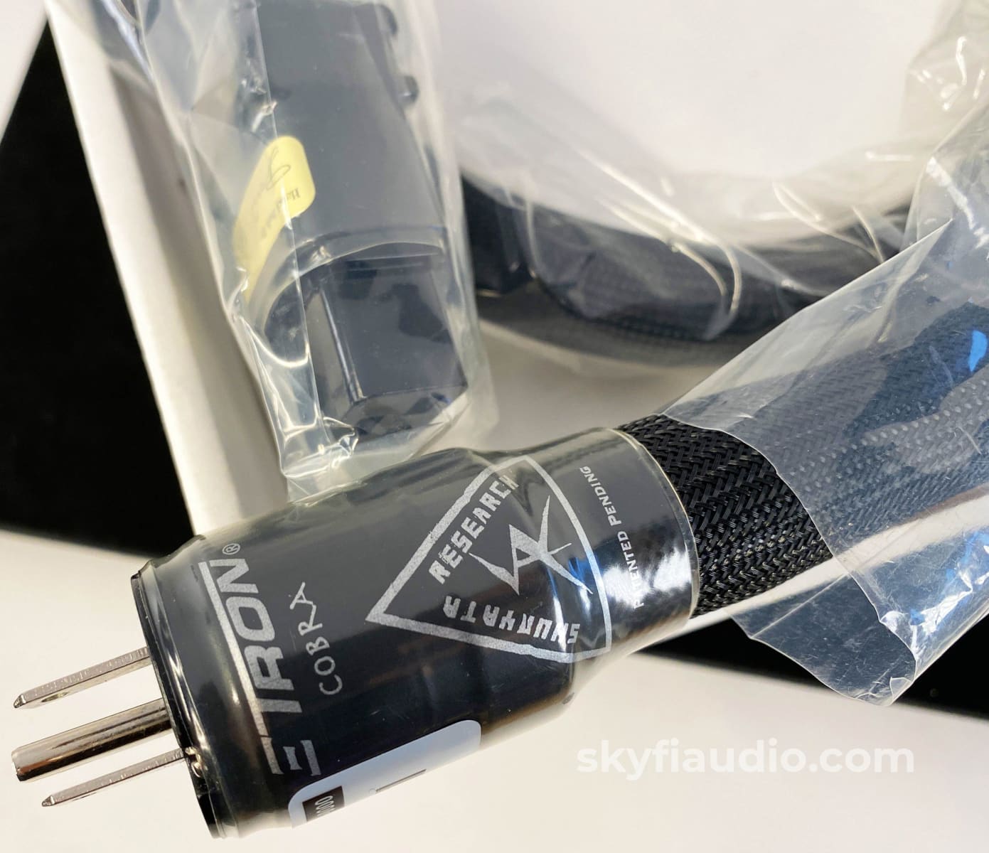 Shunyata Research - Cobra Zi-Tron C19 Power Cord With 20A Plug - 1.75M