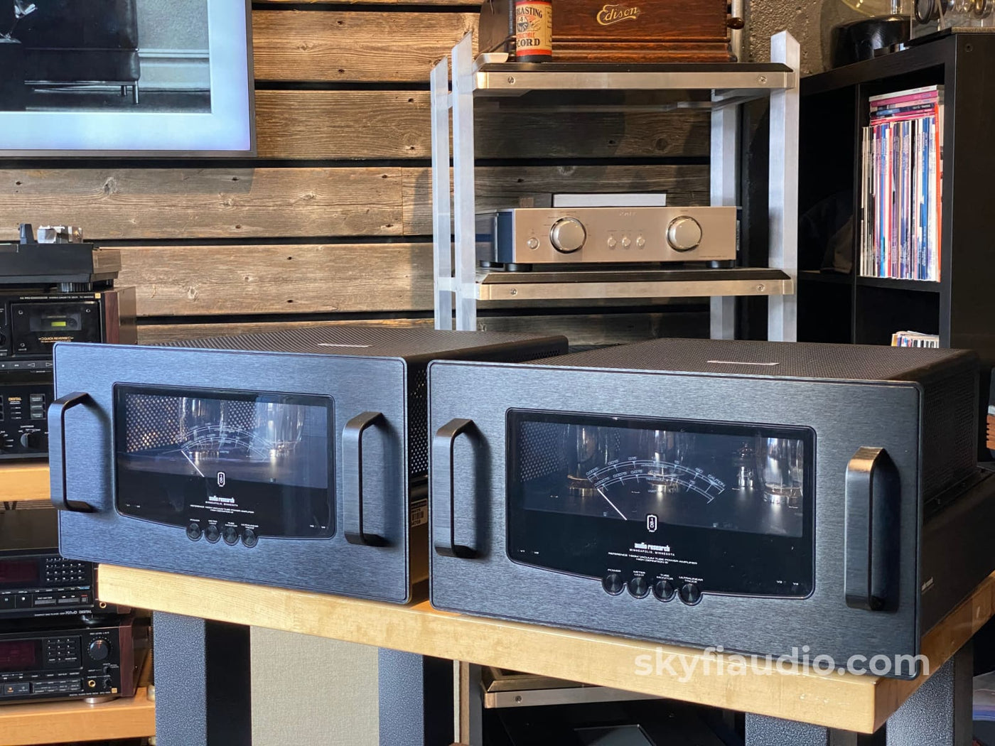 AUDIO RESEARCH REFERENCE 160M (REF 160M) - MOST BEAUTIFUL AMPLIFIER EV