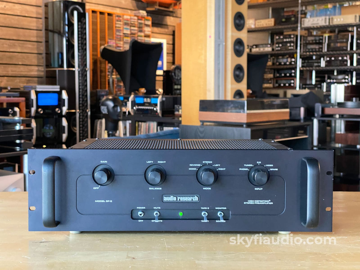 Audio Research SP9 MKII Tube / Solid State Hybrid Preamp With Phono In
