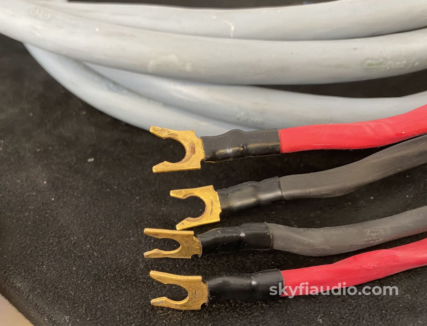 AudioQuest Crystal Hyperlitz Speaker Cable Pair - 8'