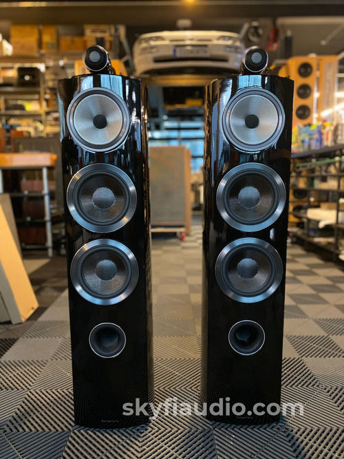 Bowers & Wilkins 804 D3 Speakers In Gloss Black - Like New