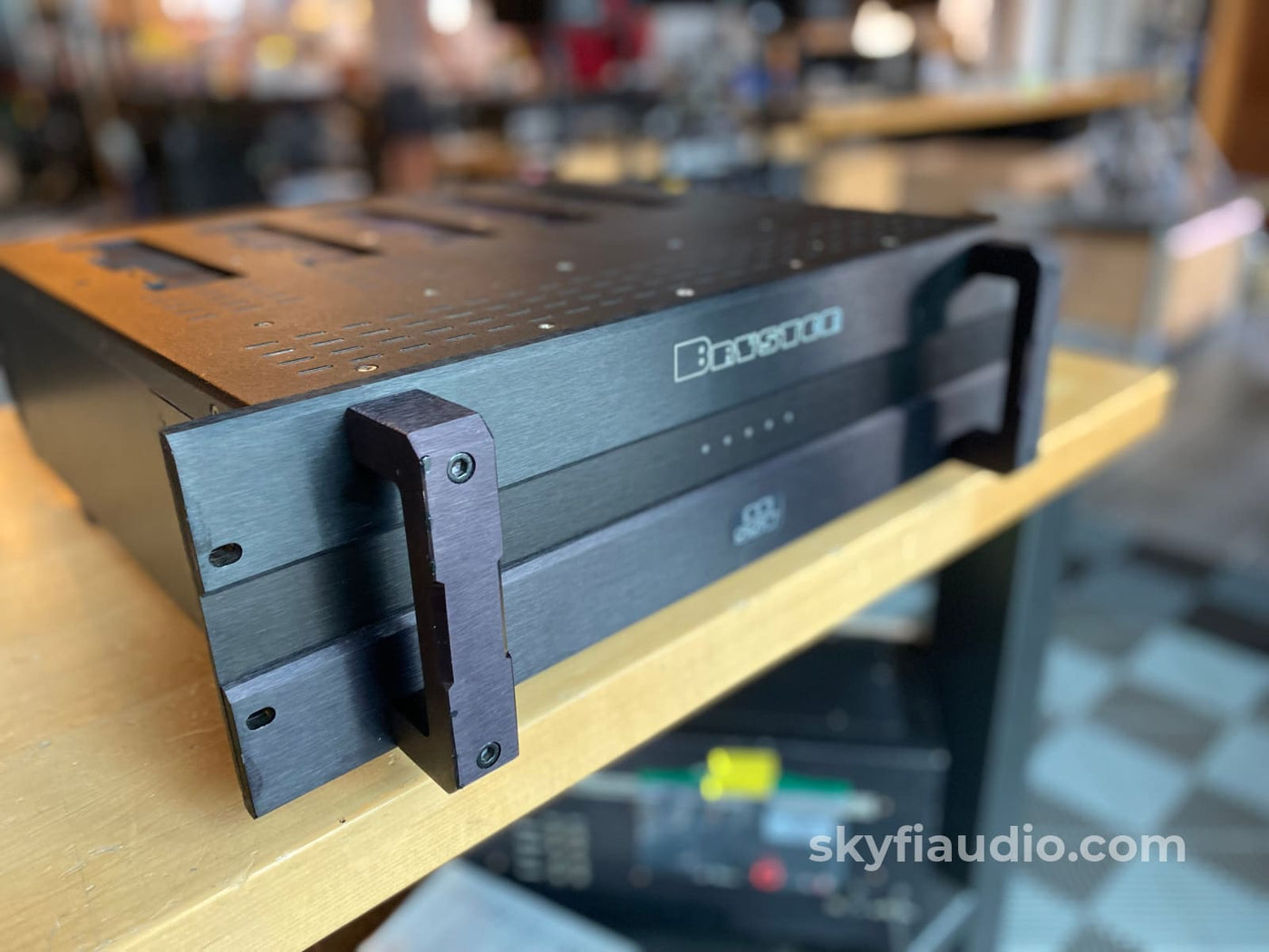Bryston 9B SST Home Theater Amplifier - 140W x 5 Into 8 Ohms