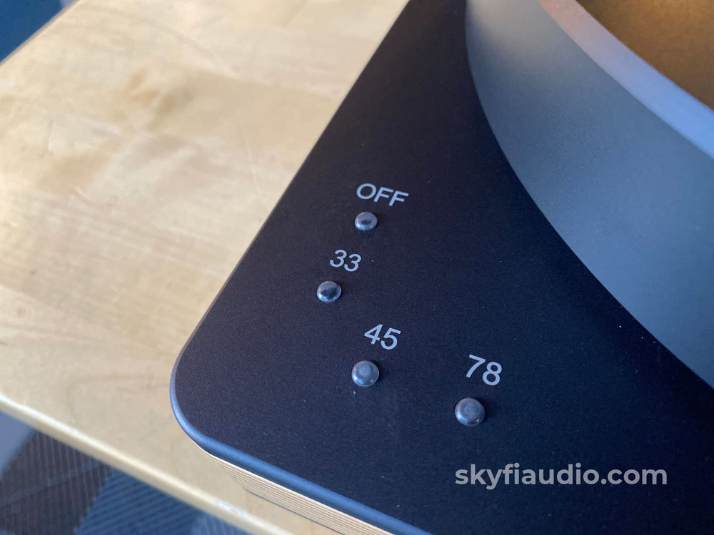 Clearaudio Performance DC with TT-5 Linear Tracking Arm