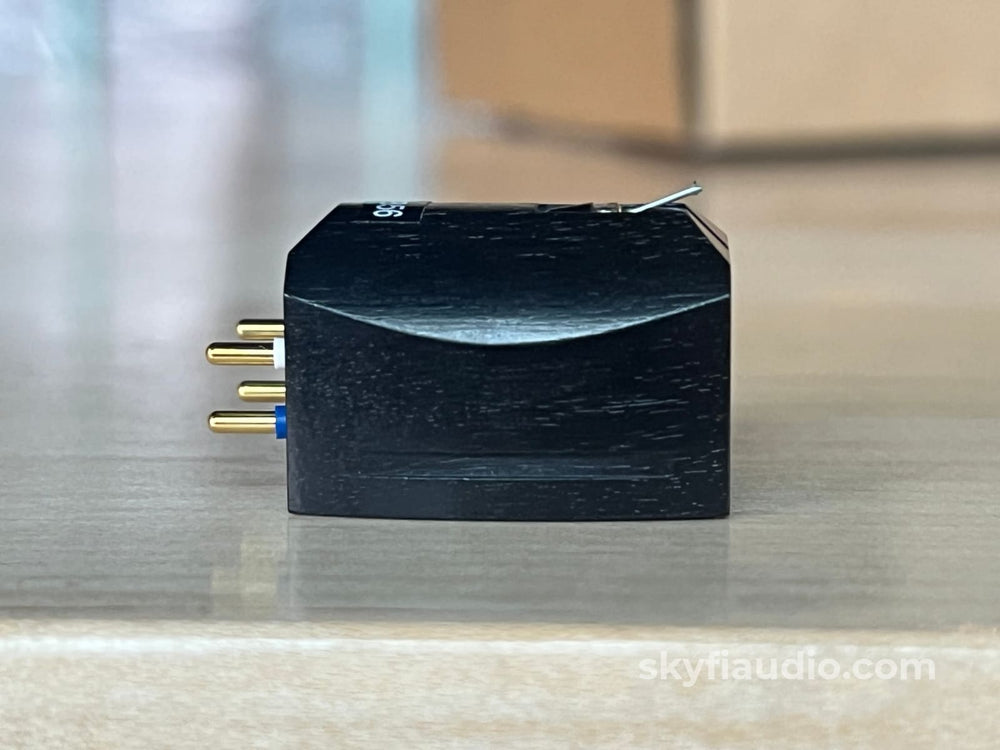 Clearaudio Virtuoso V2 MM Phono Cartridge (McIntosh Branded)