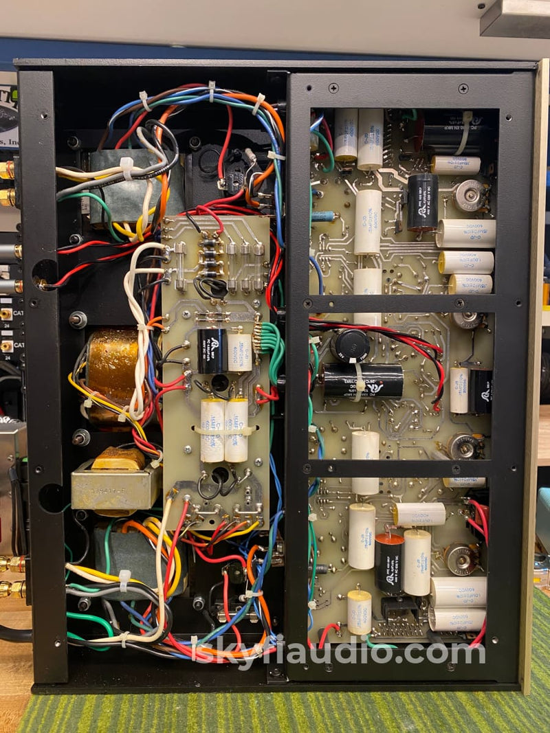 Conrad-Johnson Premier Eleven Tube Amplifier - 70WPC