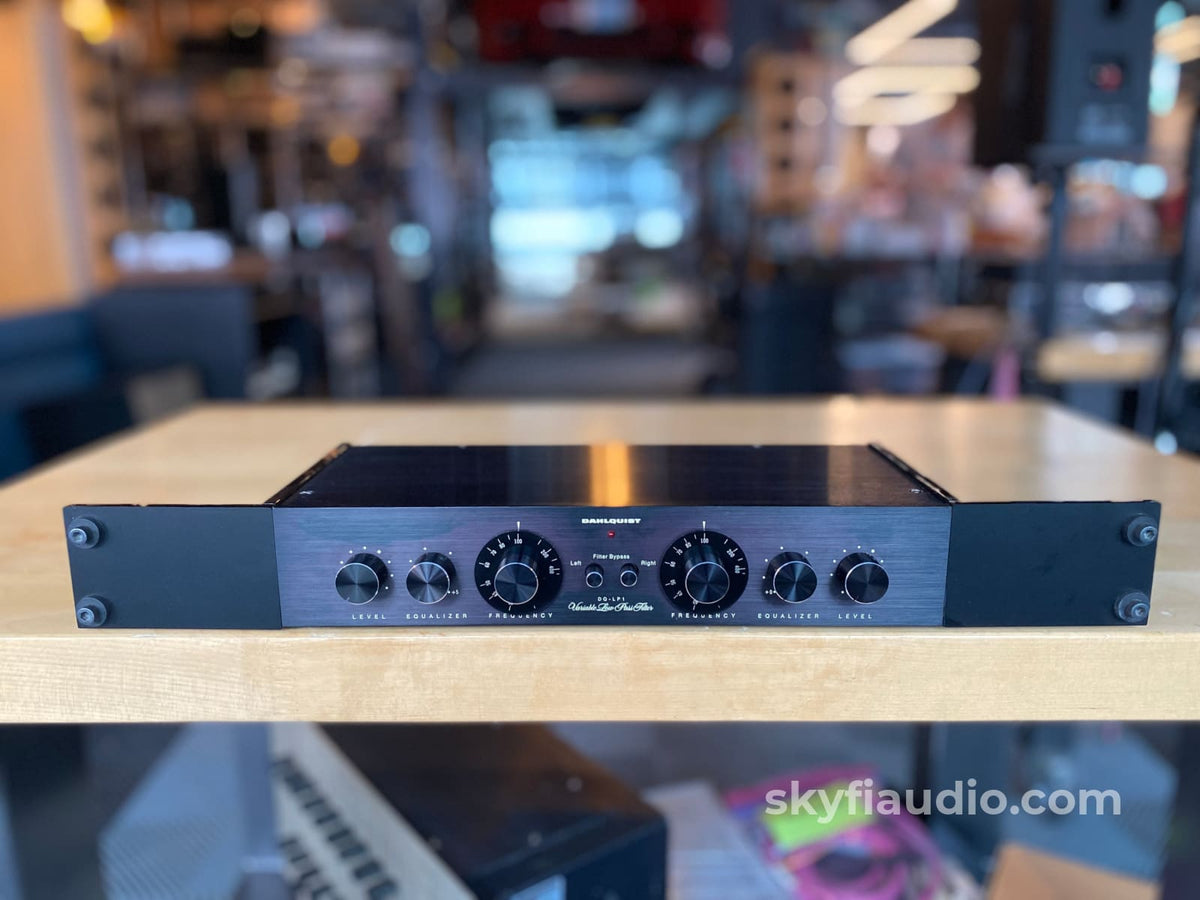 Dahlquist DQ-LP1 Electronic 2 Way Crossover with Rare Rack Mount