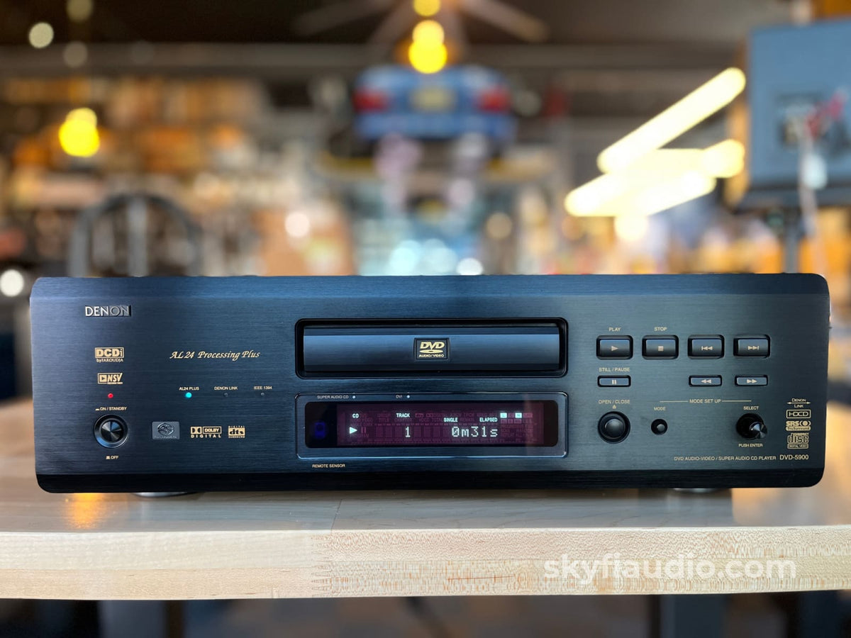 Denon DVD-5900 SACD/HDCD/DVD Player