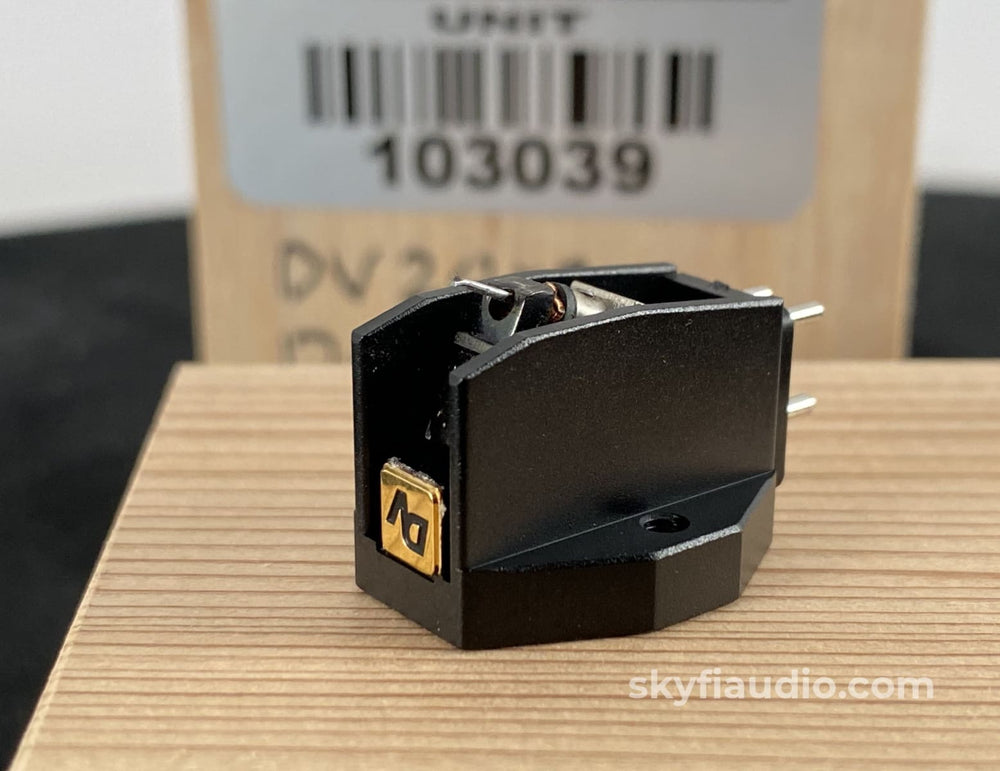 Dynavector DV-20x2 - MC (Moving-Coil) Cartridge - Lightly Used and Ful