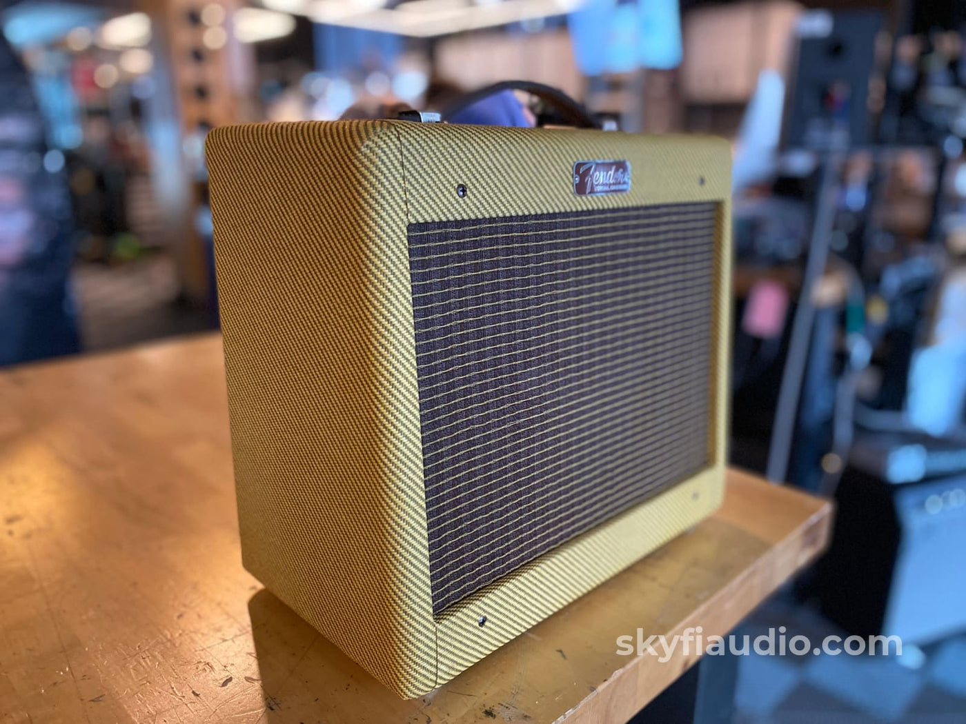 Fender '57 Custom Champ All-Tube Combo Amp in Lacquered Tweed