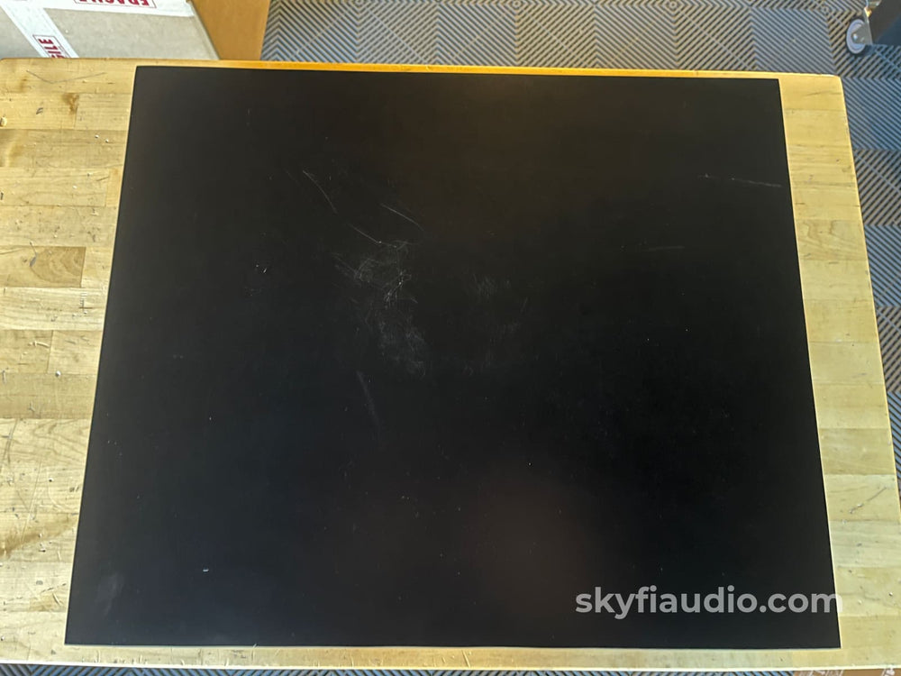 Kinetic Systems Vibraplane Isolation Platform - Model 2210-01-13