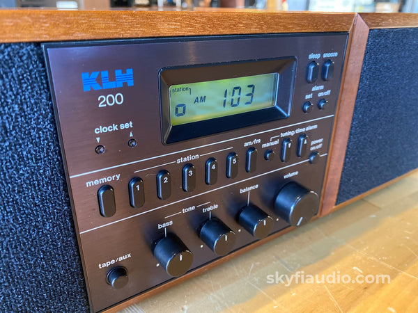 KLH Model 200 Vintage AM/FM Stereo