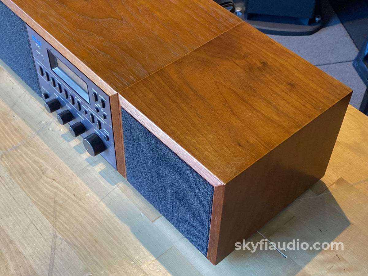 KLH Model 200 Vintage AM/FM Stereo