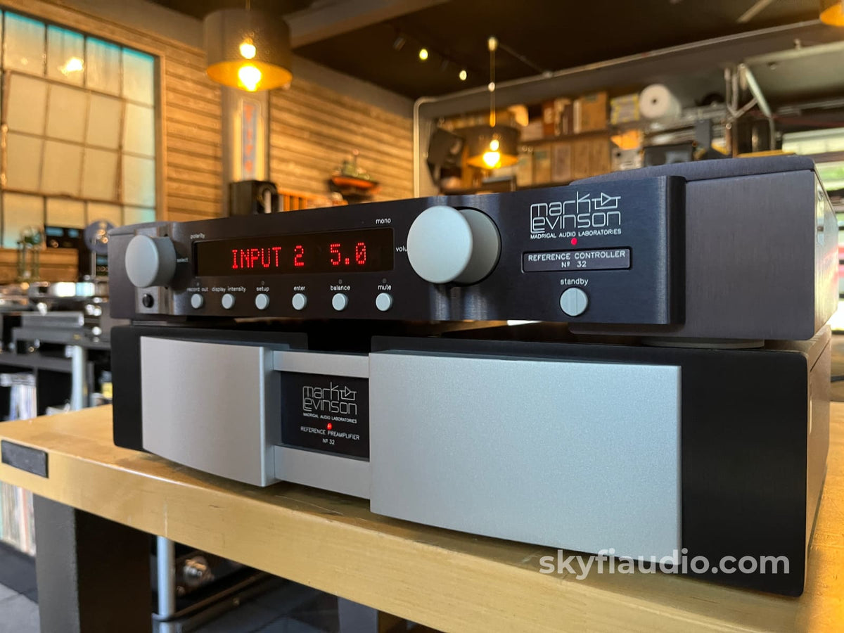 Mark Levinson No. 32 Reference Controller / Reference Preamplifier - S
