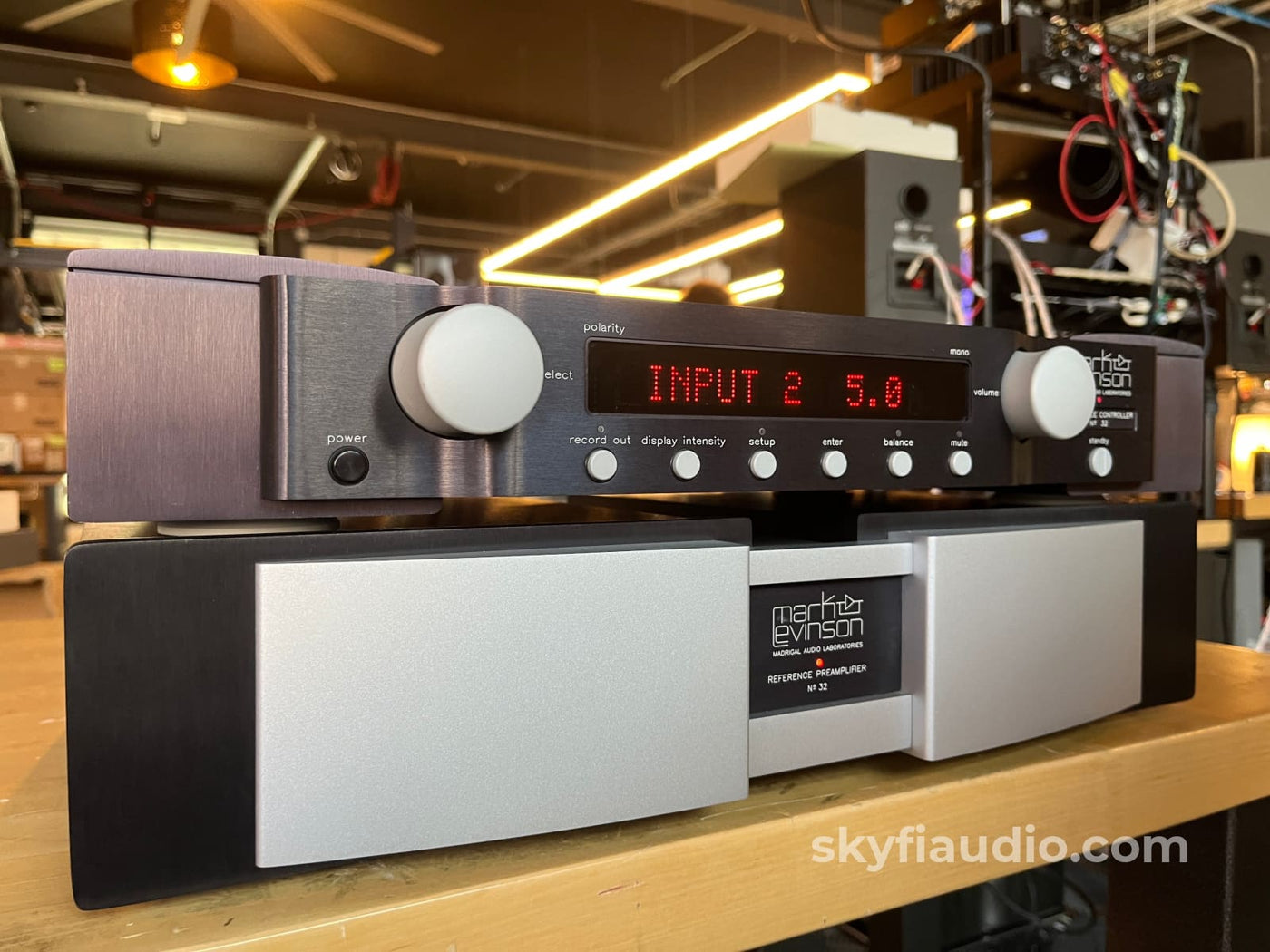 Mark Levinson No. 32 Reference Controller / Reference Preamplifier - S