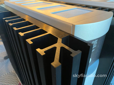 Mark Levinson No. 33H Monoblock Amplifiers