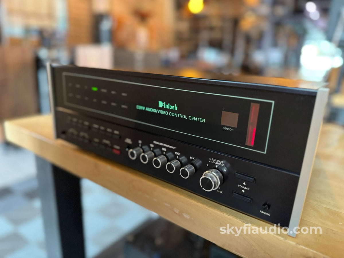 McIntosh C31V Vintage Full Featured Preamp w/Phono and Remote Control