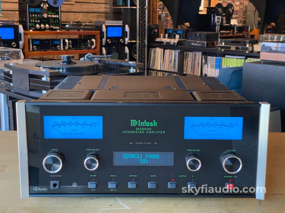 McIntosh MA6600 Receiver with TM2 HD AM/FM Tuner Module