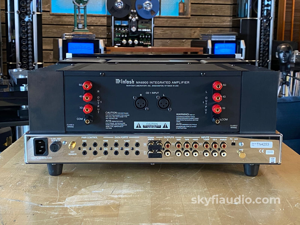 McIntosh MA6900 Integrated Amplifier - All Analog with Built-In Phono