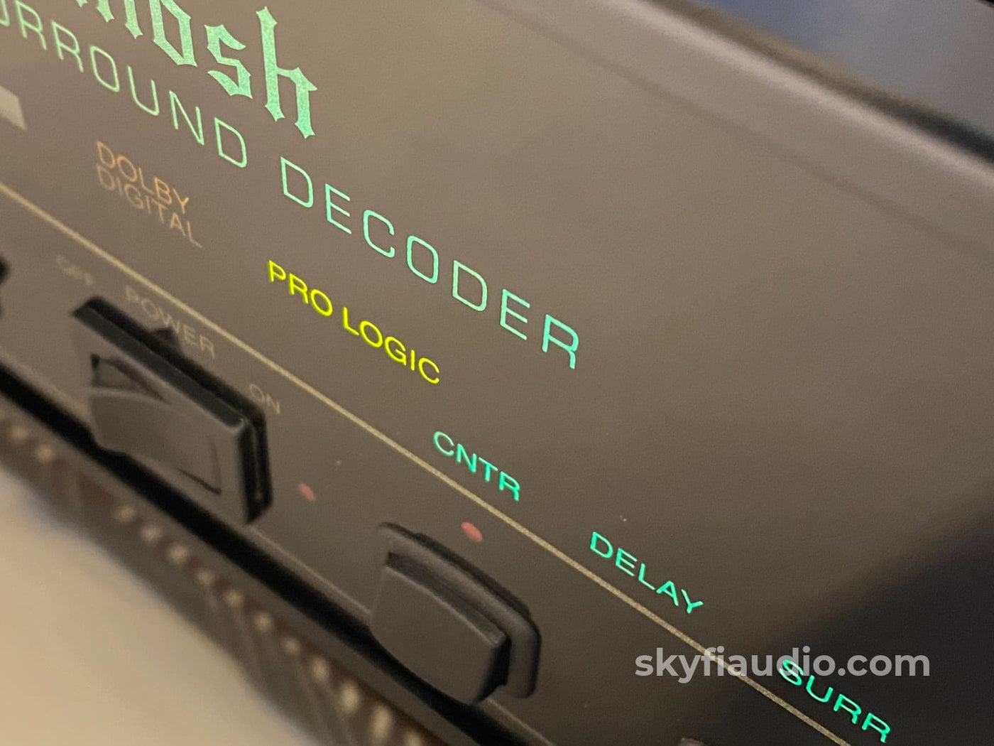McIntosh MAC-3 Digital Preamp / Surround Decoder, w/AC-3
