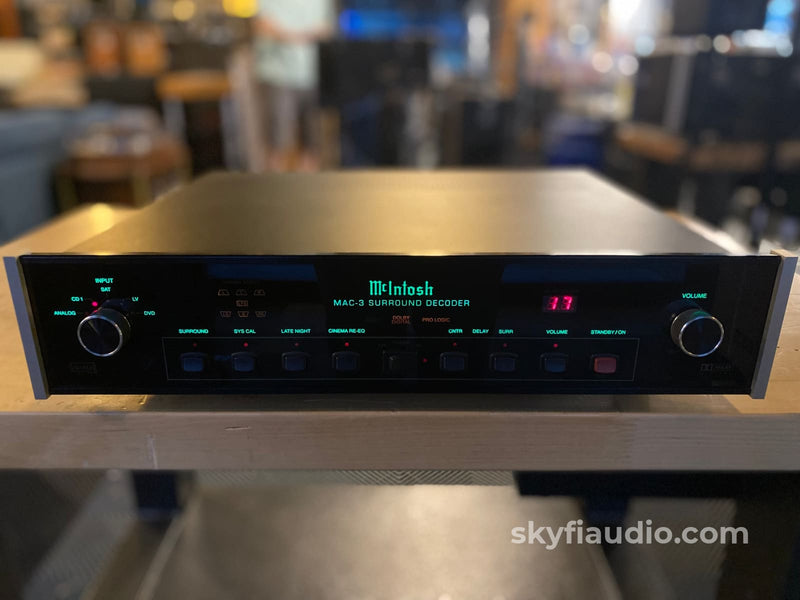 McIntosh MAC-3 Digital Preamp / Surround Decoder, w/AC-3