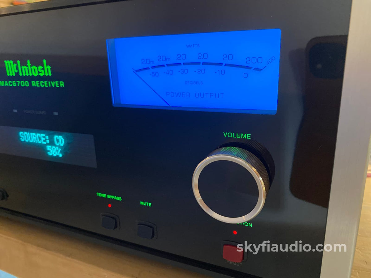 McIntosh MAC6700 Solid State Receiver with HD + FM/AM Radio, DAC, MC/M