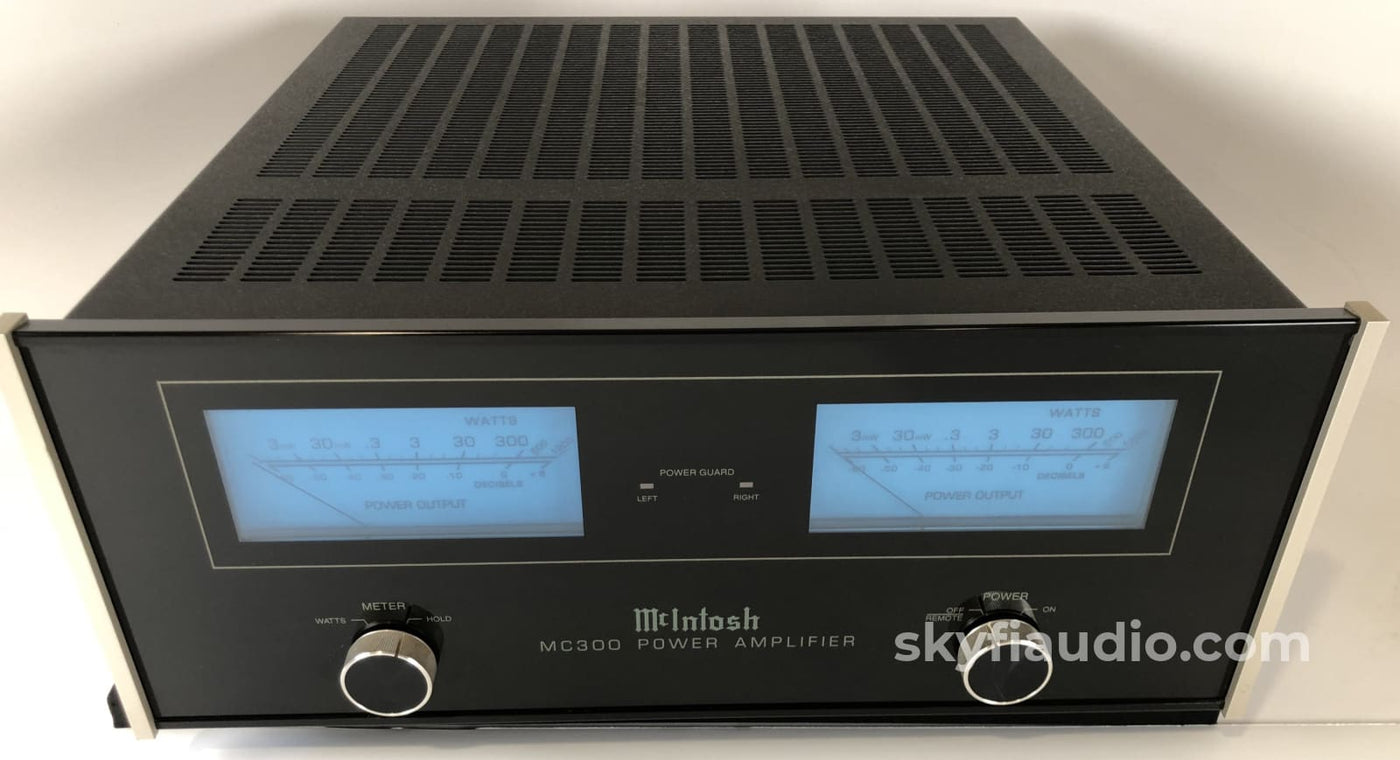 McIntosh MC300 Solid State Stereo Amplifier - 300W!