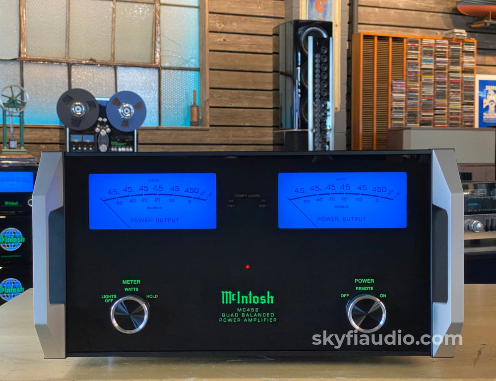McIntosh MC452 Quad Balanced Solid State Amplifier with 450W x 2!