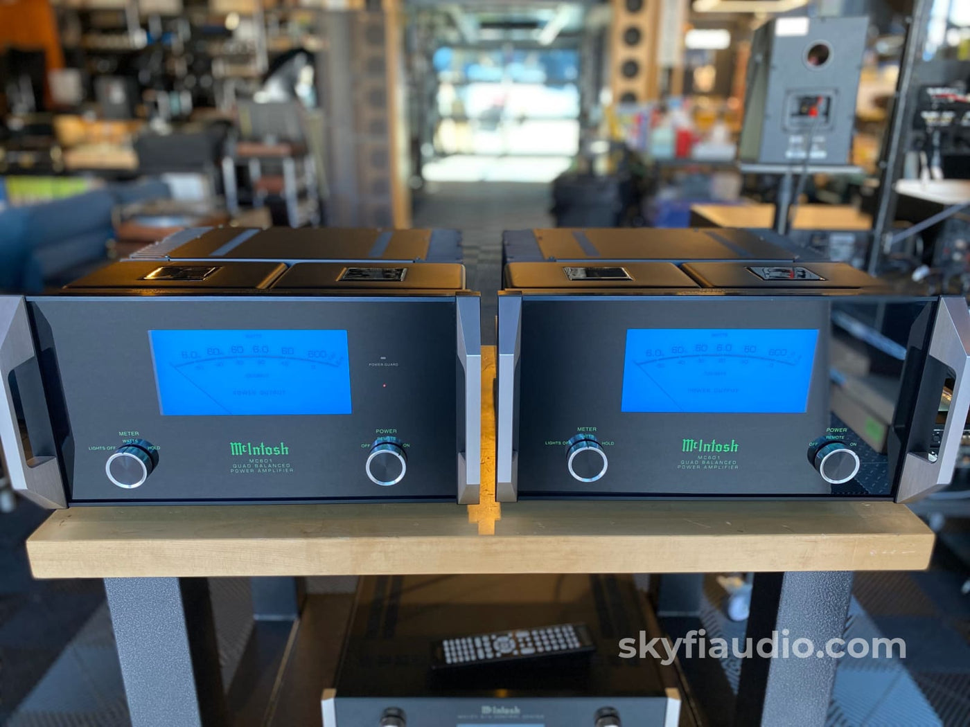 McIntosh MC601 Quad Balanced Monoblock Amplifier Set