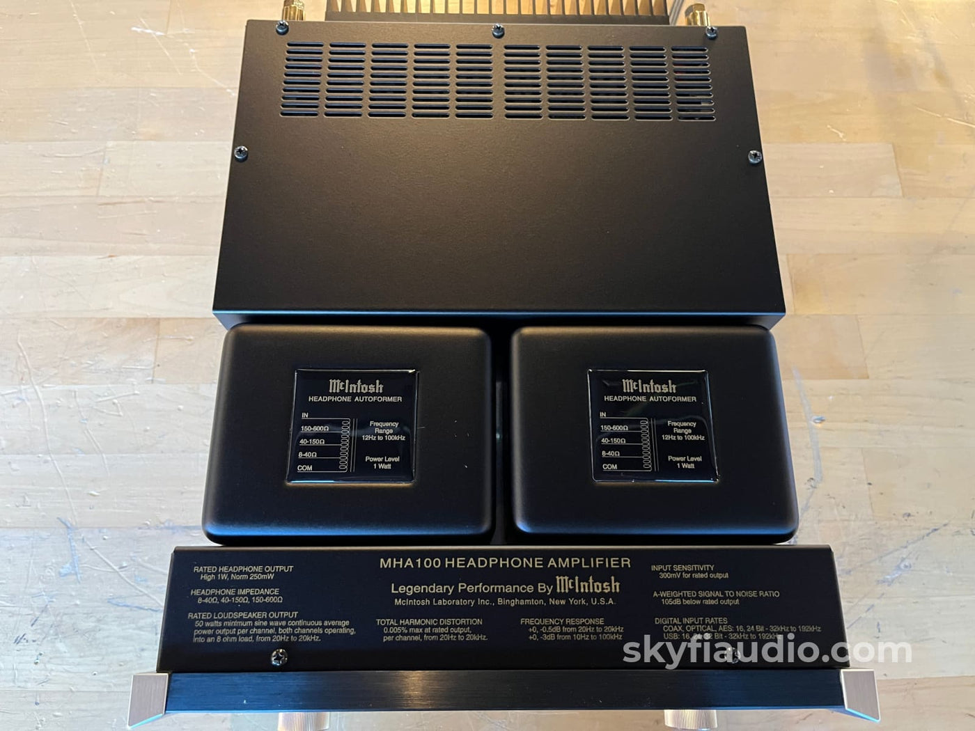 McIntosh MHA100 Integrated Amplifier - Headphones Or Speakers