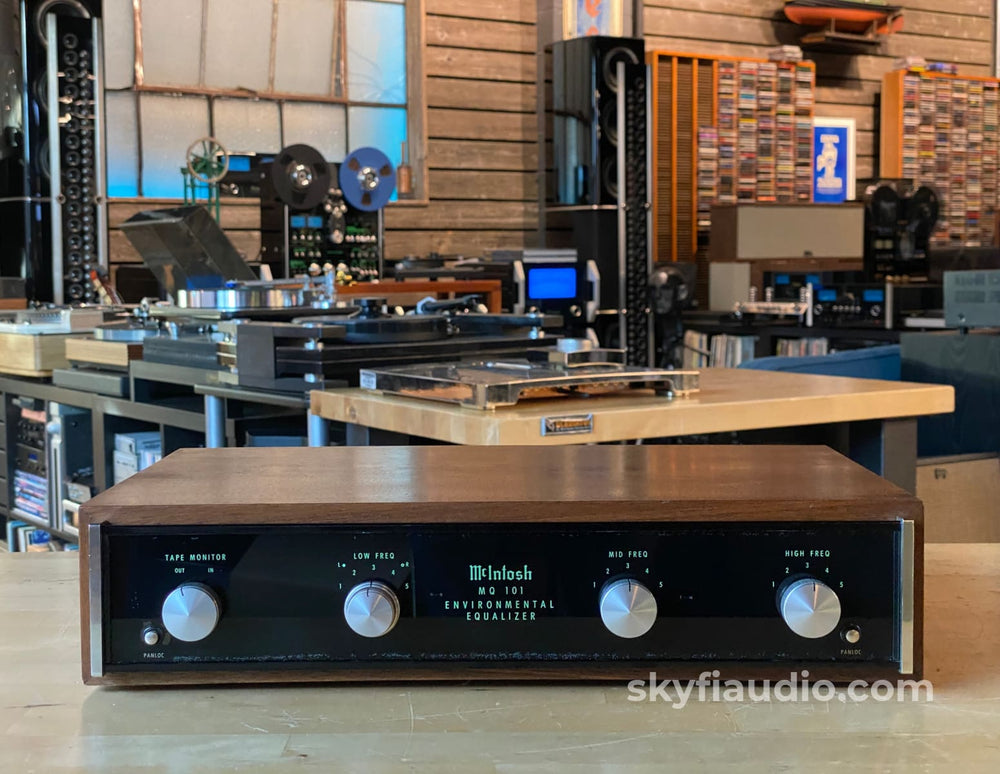 McIntosh MQ101 Environmental Equalizer - Vintage w/Wood Case