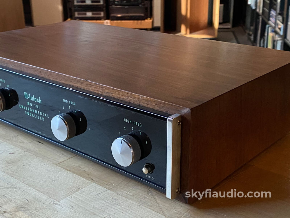 McIntosh MQ101 Environmental Equalizer - Vintage w/Wood Case