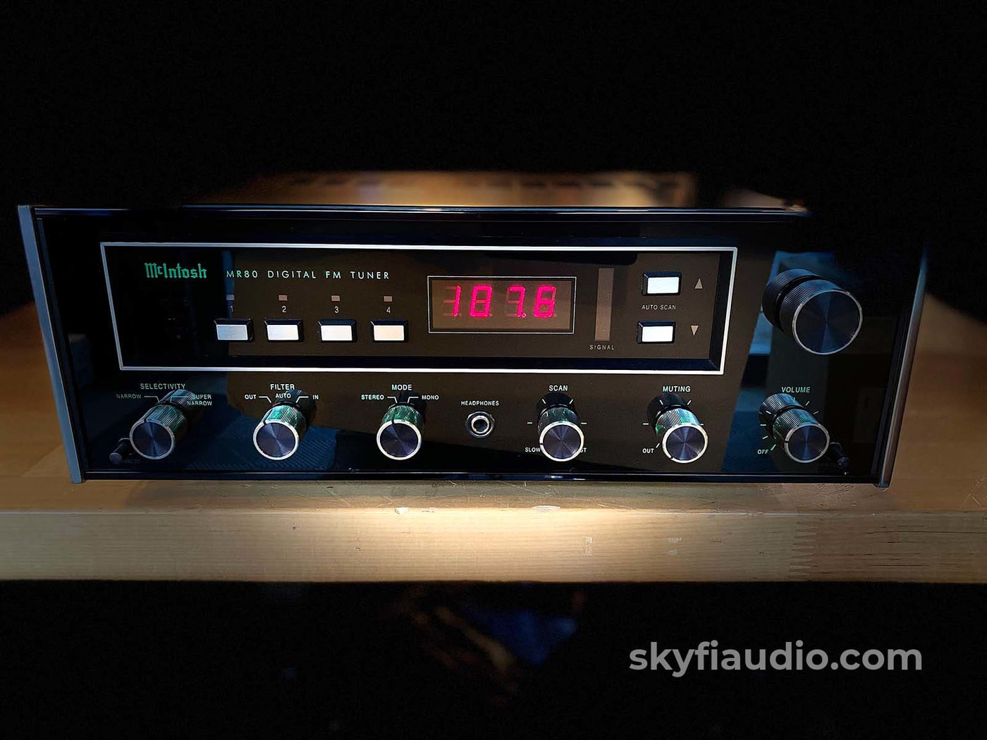 McIntosh MR80 VIntage FM Tuner