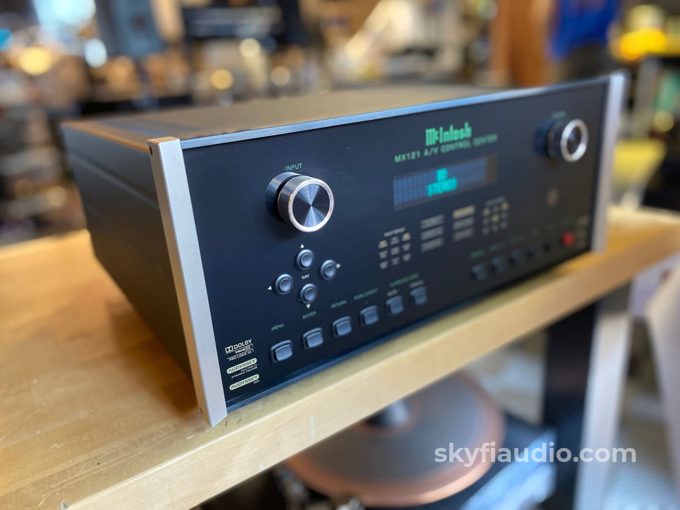 McIntosh MX121 Home Theater Pre/Processor w/Dolby TrueHD, DTS-HD