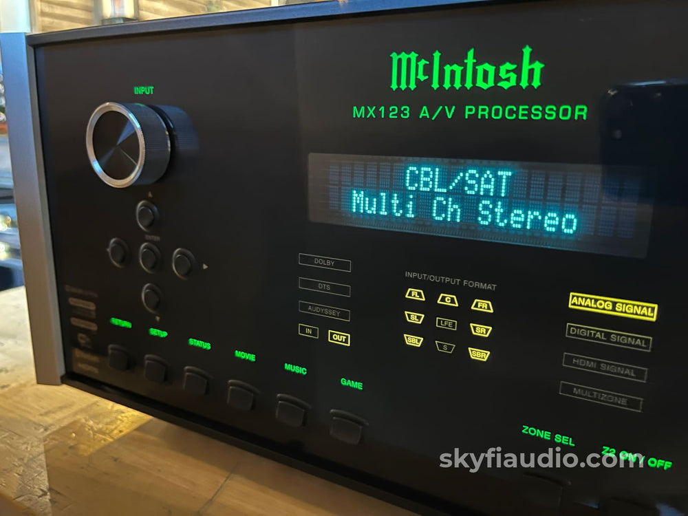 McIntosh MX123 A/V Processor w/4K Ultra HD, HDR10, Dolby Vision & Atmo