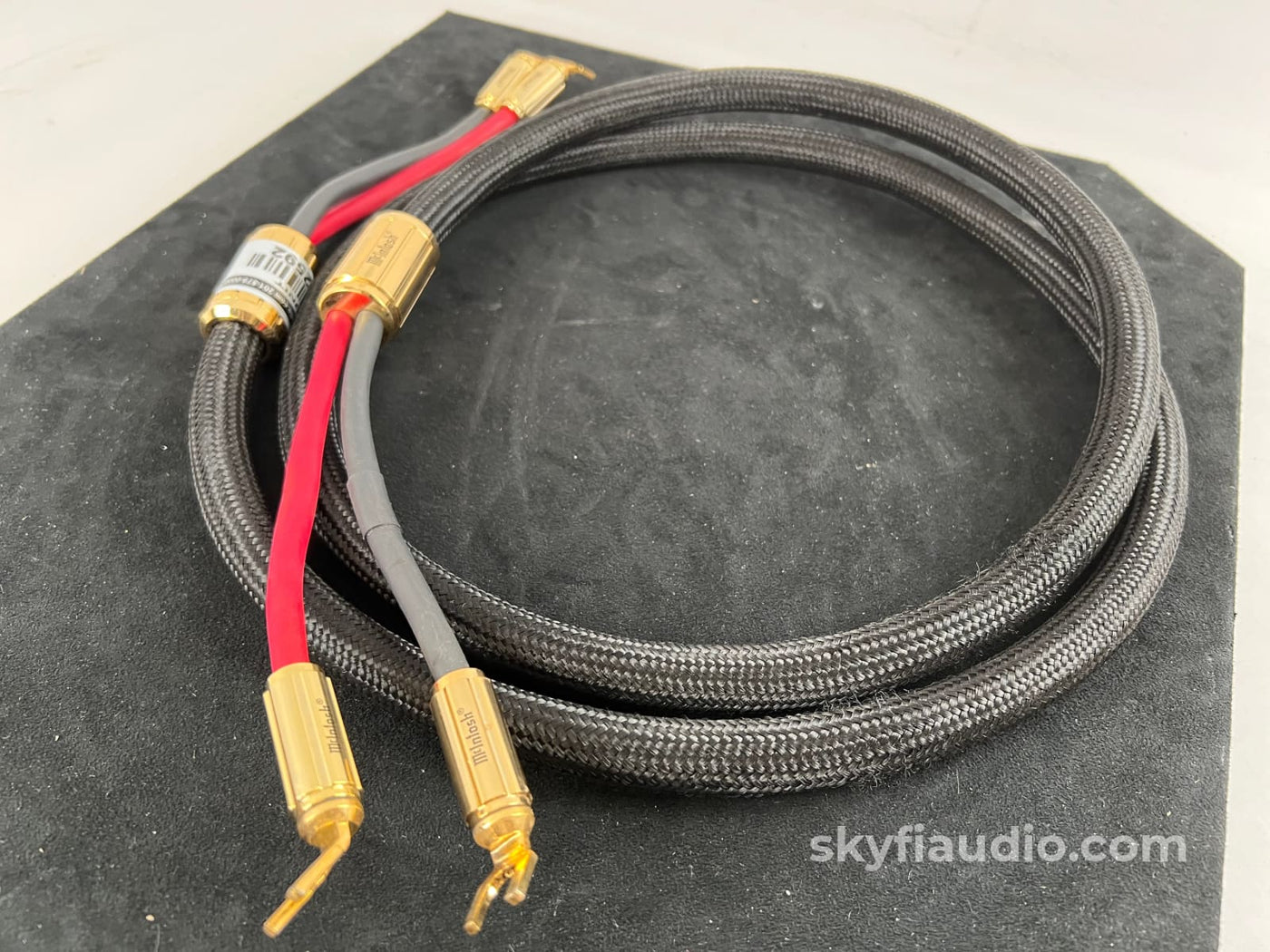 McIntosh Speaker Cable (Single) w/Spades - 2m - In Store Only