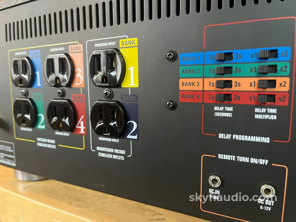 Monster Power AVS-2000 Automatic Voltage Stabilizer