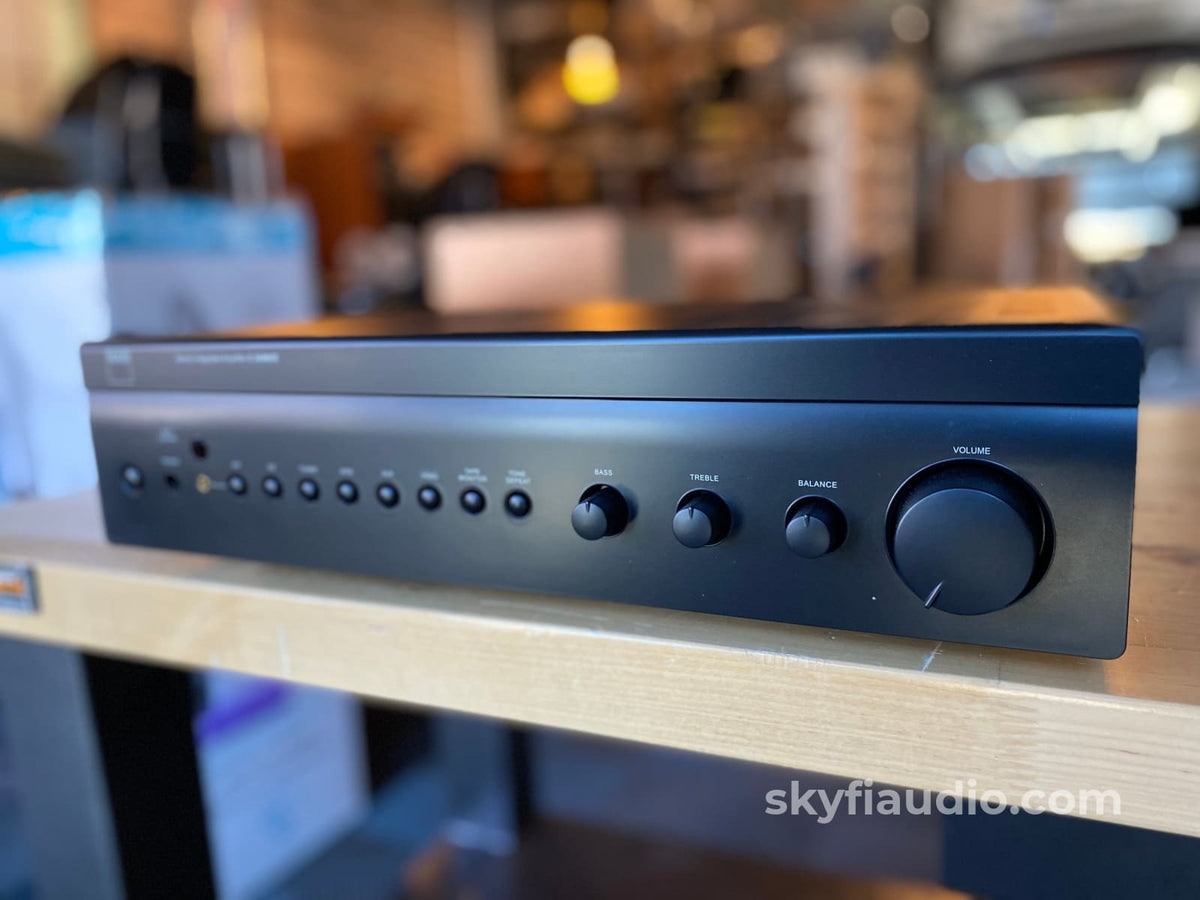 NAD C 326BEE Integrated Amplifier with Remote