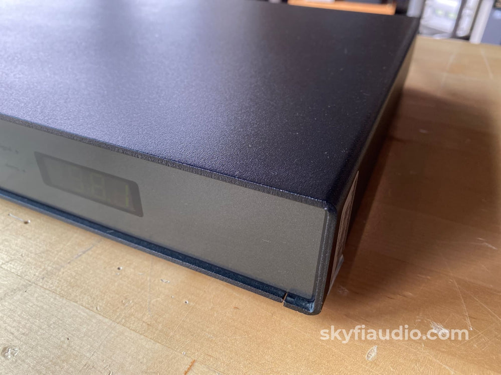 Naim NAT 03 Rare Olive Green Series Tuner w/Naim Interconnect