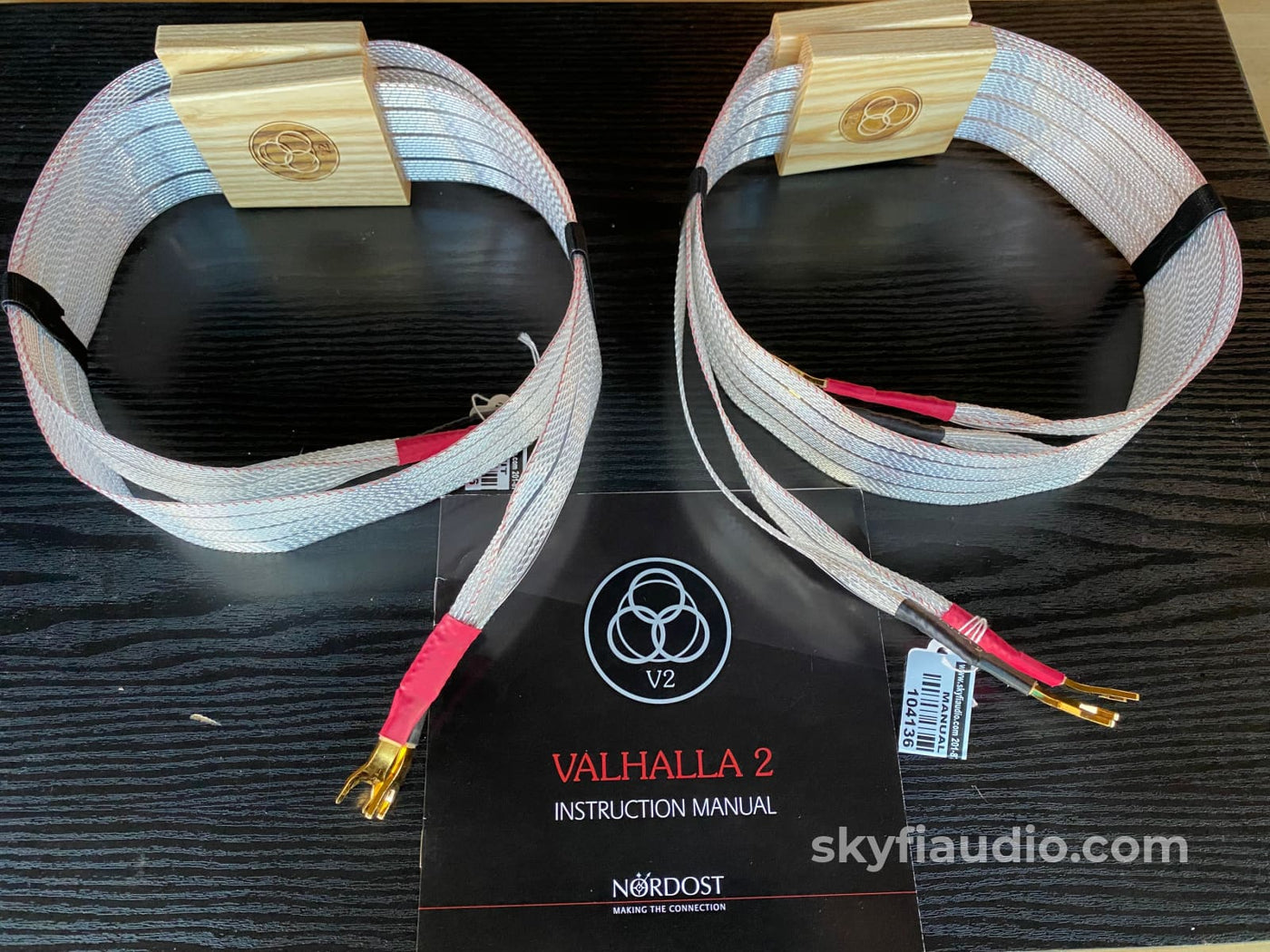 Nordost Valhalla 2 - Speaker Cable Pair w/Spades, 1.5m (57"), For Mono