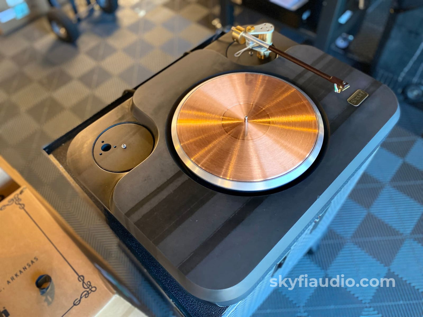 OMA Technics SP-10MKII Custom Turntable with Schroeder Reference Tonea