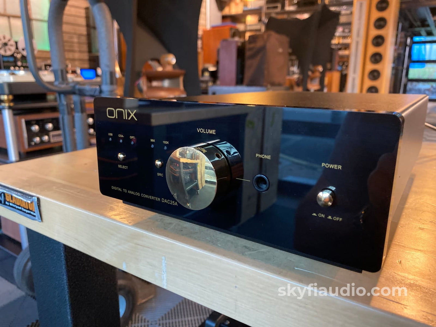 Onix DAC 25A Digital to Analog Converter - Burr Brown PCM1792