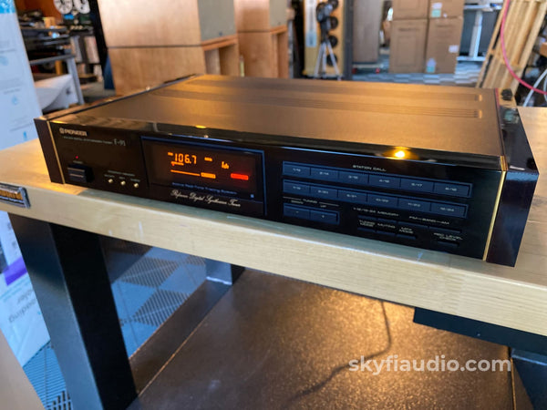 Pioneer Elite F-91 FM/AM Digital Synthesizer Tuner – SkyFi Audio