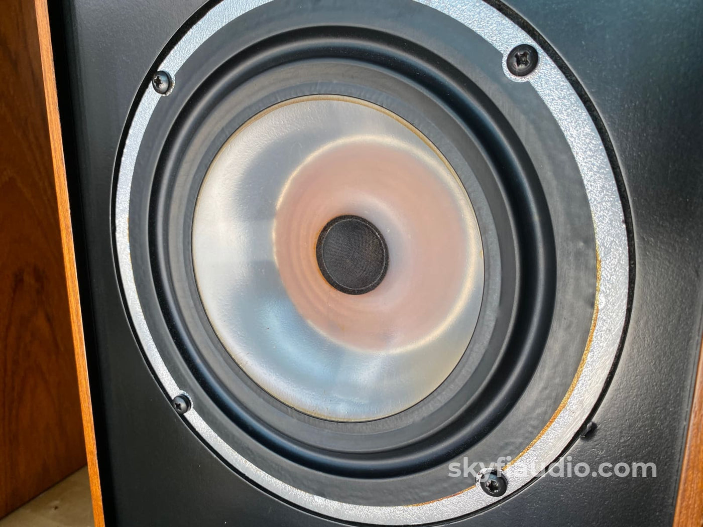 Rogers LS7 2-Way Speakers - Natural British Sound