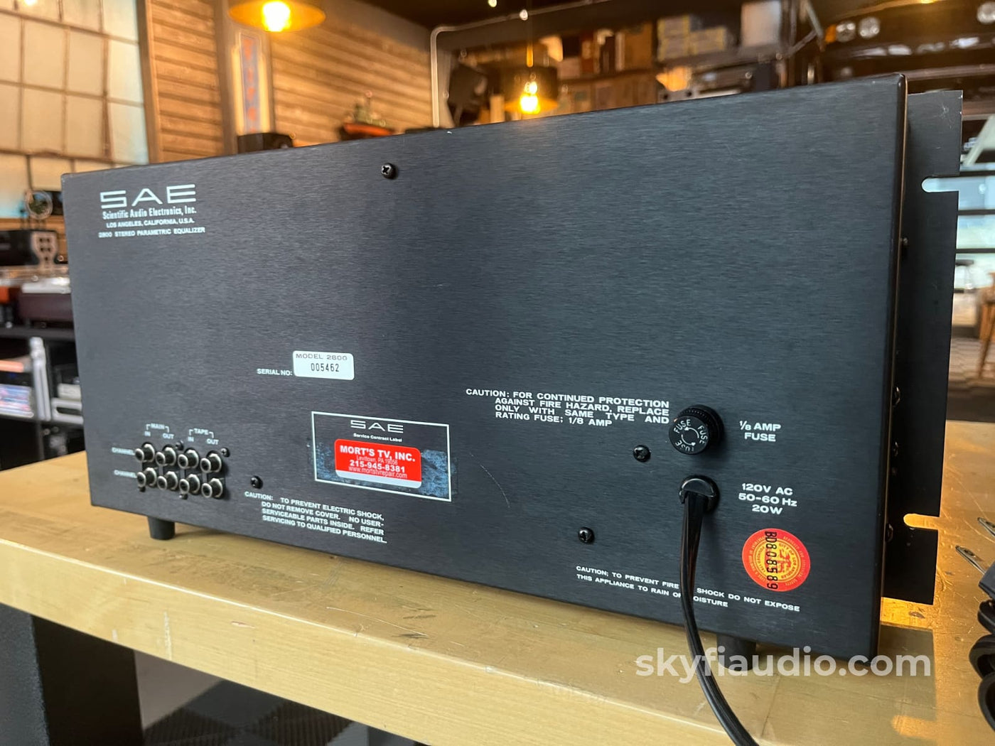 SAE 2800 Solid State Stereo Parametric Equalizer - Super Cool