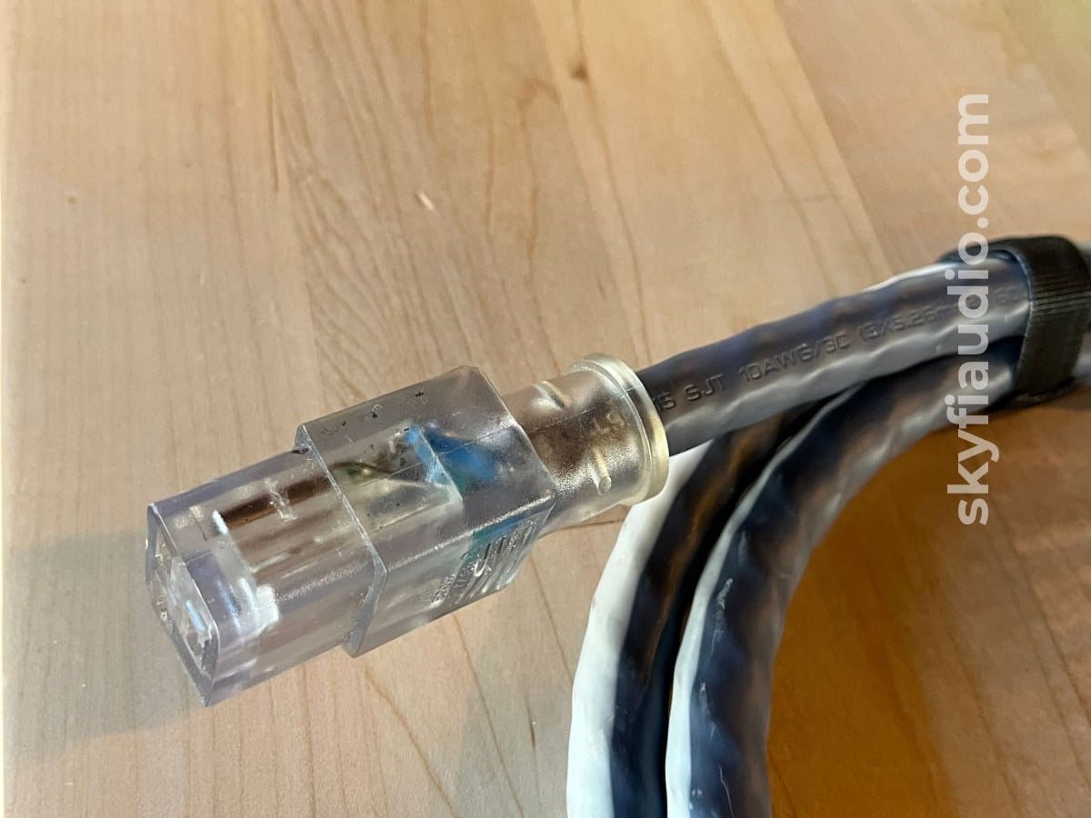 Shunyata Venom HC 10AWG Power Cable - W/ C19 Connector - 1.75m