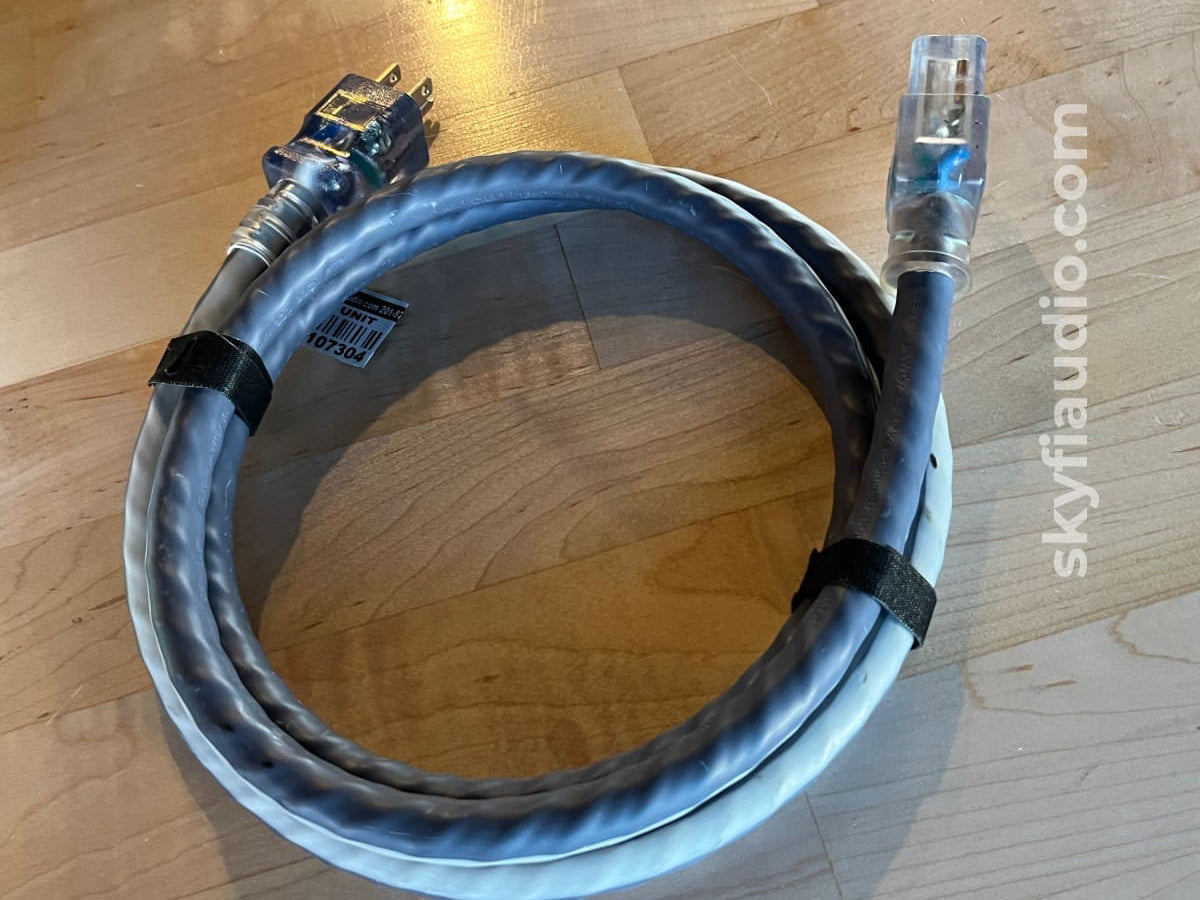 Shunyata Venom HC 10AWG Power Cable - W/ C19 Connector - 1.75m
