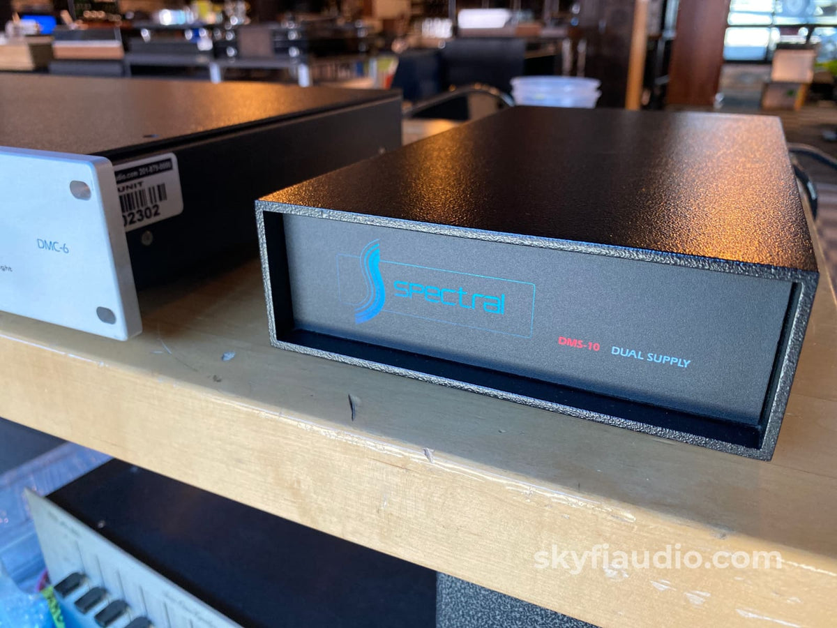 Spectral DMC-6 Analog Preamp w/Phono and DSM-10 Power Supply - SkyFi S