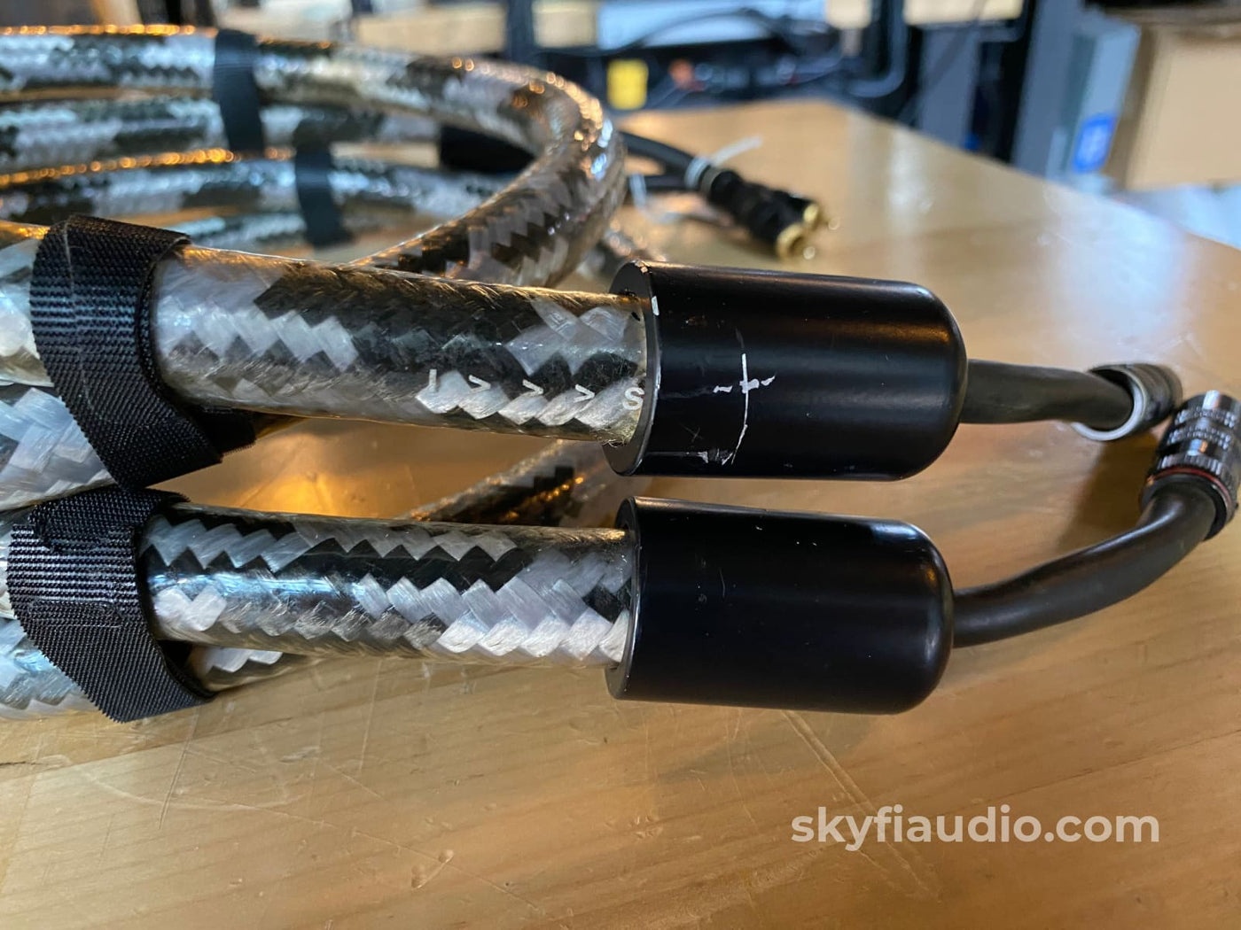 Straight Wire Crescendo RCA Interconnects (Pair) - 1.5 Meters