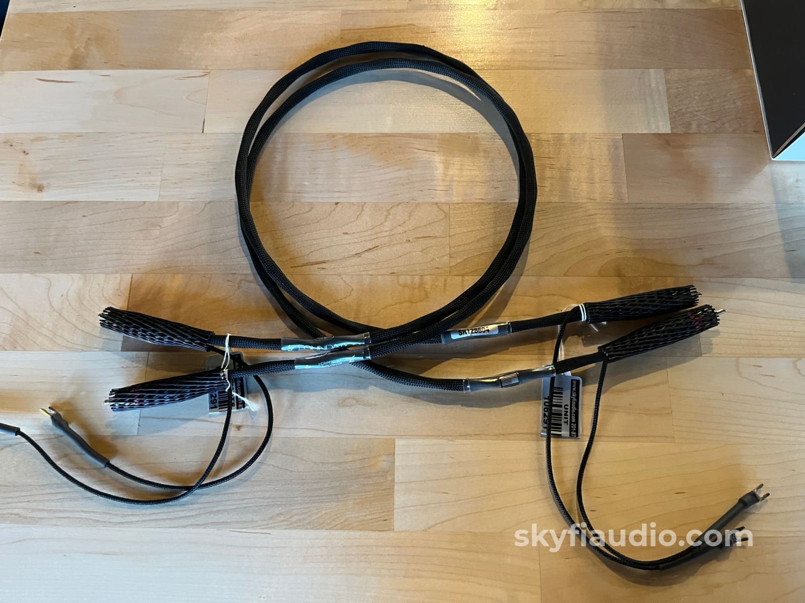 Synergistic Research Foundation RCA Cables (Pair) - 1m