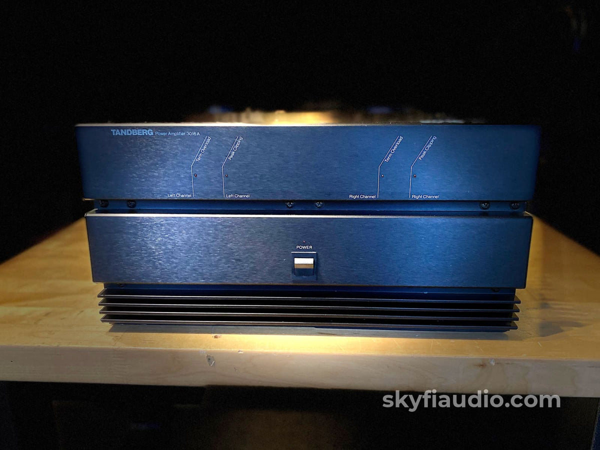 Tandberg 3016 Amplifier - Flagship Amp with 220W - Uber Rare